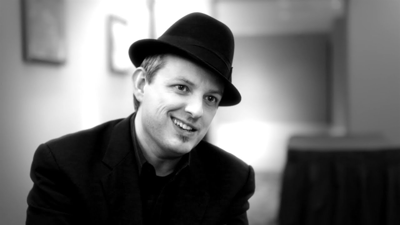 5 Petualangan Penipu Tampan Yang Menggegerkan Dunia - Boombastis