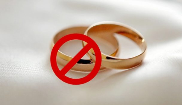 Nikah Mayit Sering Terjadi, 3 Pasangan Ini Menikah di Depan Jenazah ...