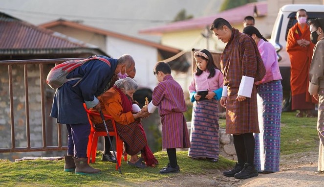 Setelah Sempat Menanti 14 Tahun untuk Menikah, Ini 10 Potret Bahagia ...
