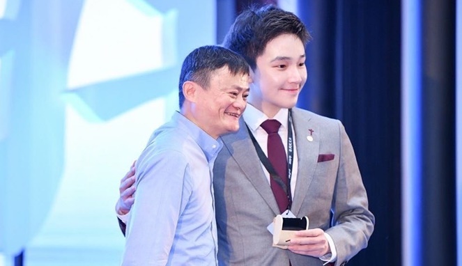 Mengenal Eric Tse Si Muda Tampan dan Kaya, Baru 26 Tahun udah Punya ...