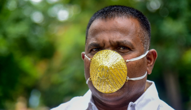 Heboh Masker Mahal dari Emas, Disebut Tak Berguna tapi Harganya ...